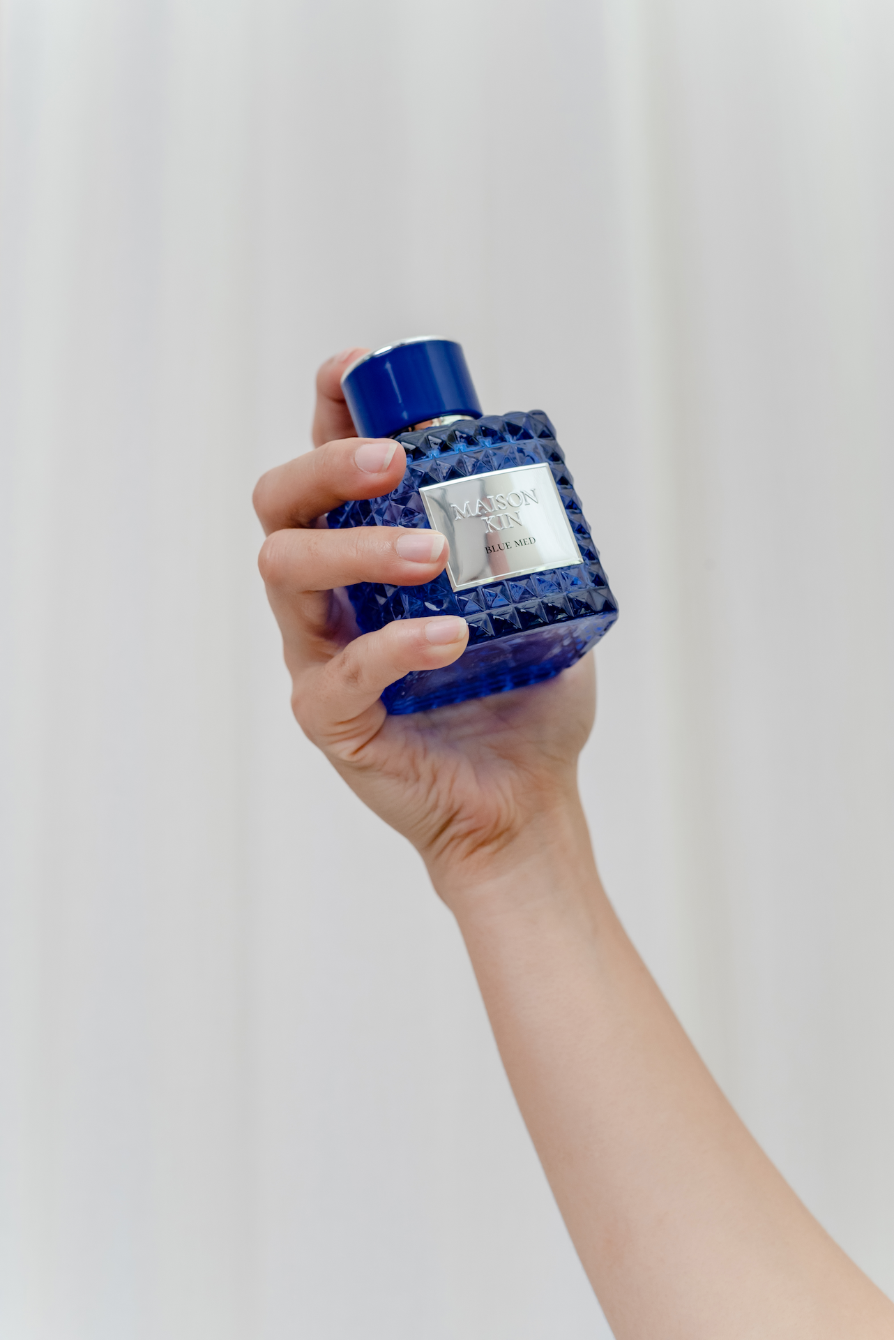 Master the Art of Fragrance Layering with These Perfume Tips | Maison Kin